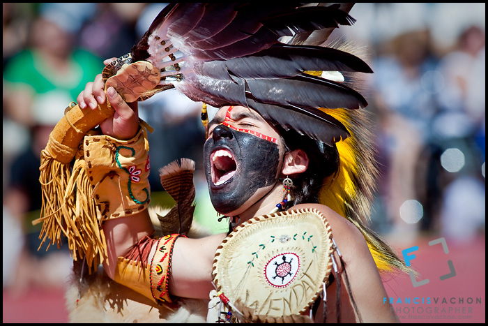 Huron / Wyandot traditional dresses and paint at the Pow Wow de Wendake ...