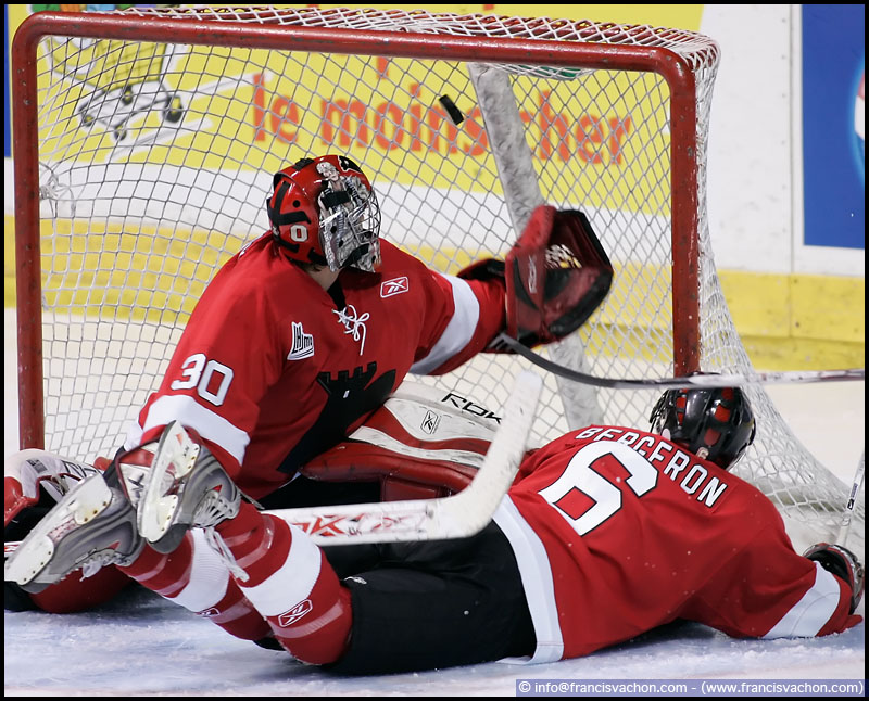 Chicoutimi Sagueneens 8, Quebec Remparts 1 - Francis Vachon ...